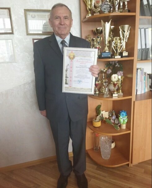 Ortaokul Srednyaya shkola № 1 Guo, Shchuchyn, foto