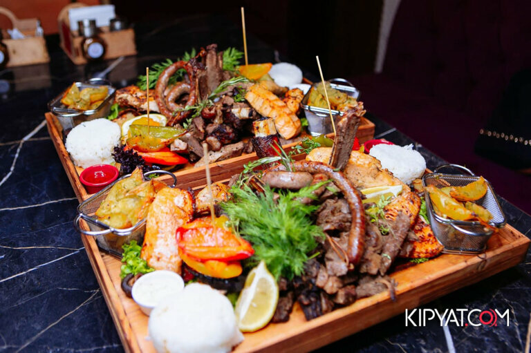 Restoran Celentano Retro Bar, Çimkent (Şımkent), foto