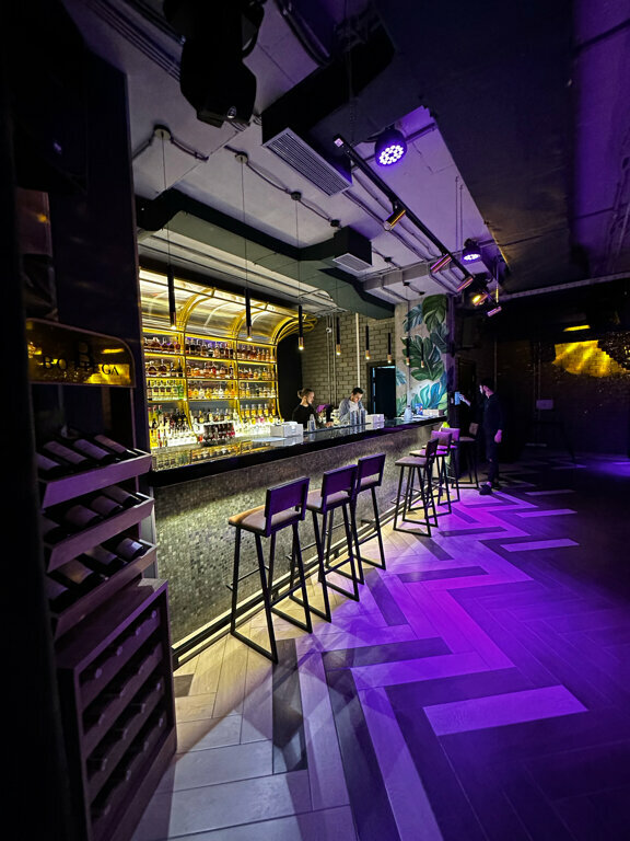 Bar Izi, Taşkent, foto