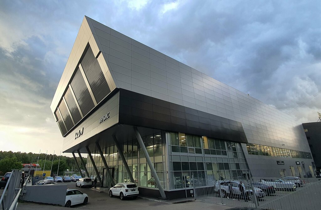 Otomobil satış galerileri Geely Irbis, Moskova, foto