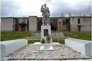 Anıt, heykel Солдатам Великой Отечественной войны, Çuvaşya, foto