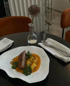 Lobby (Ilyinka Street No:4), kafe  Moskova'dan