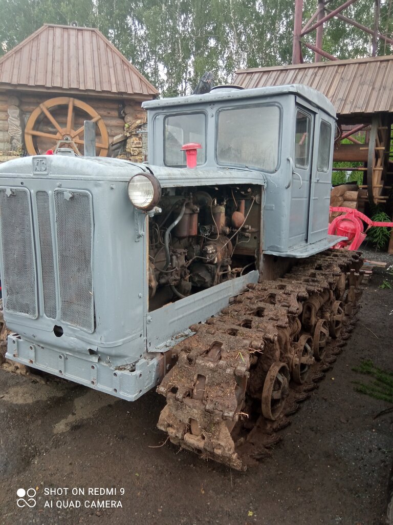 Teknoloji anıtı Трактор Т-74, Tataristan, foto