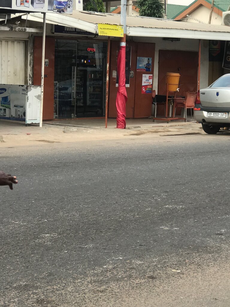 Eczaneler Ivan Wiafe Gyimah, Akra, foto