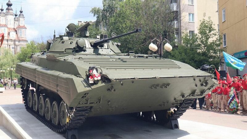 Teknoloji anıtı БМП-2, Kaluga, foto