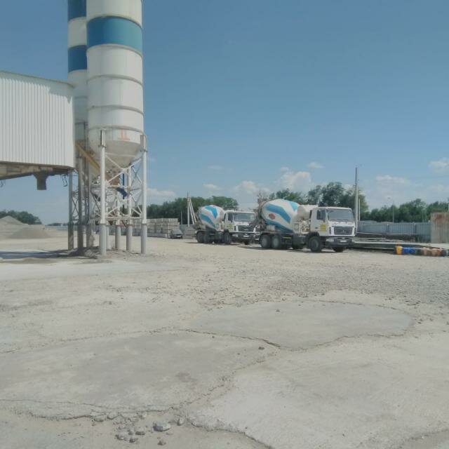 Beton ve beton ürünleri üreticileri Don Monolit Beton, Rostovskaya oblastı, foto