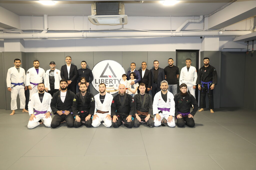 Spor okulları Liberty Jiu Jitsu Academy, Bakü, foto