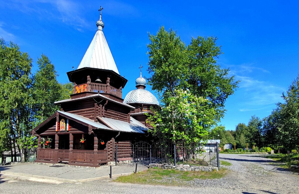 Ortodoks kiliseleri Church of Dimitri Prilutsky, Olenegorsk, foto