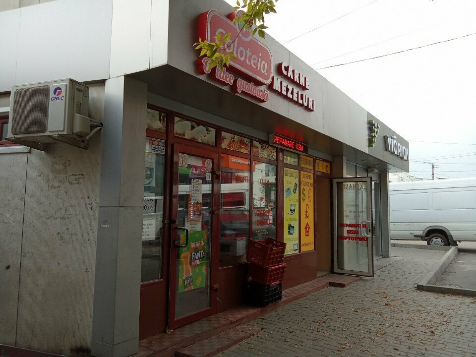 Kasap, şarküteri Coloteia, Kişinev, foto