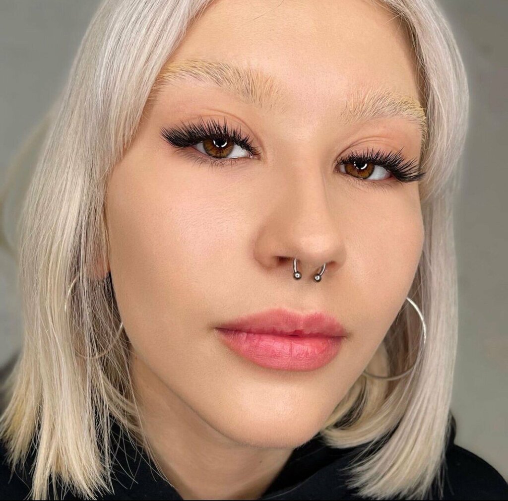 Kaş ve kirpik salonu Lashes_Hunter, Saint‑Petersburg, foto