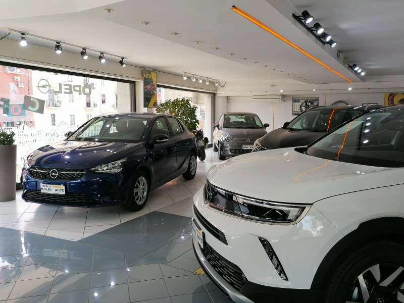i̇kinci el araç R. G. M. Auto, Napoli, foto