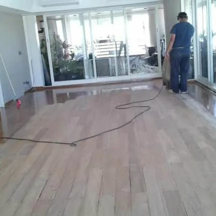 Zemin döşeme üretim ve satış firmaları Pulido y Plastificado Cabrera, Buenos Aires, foto