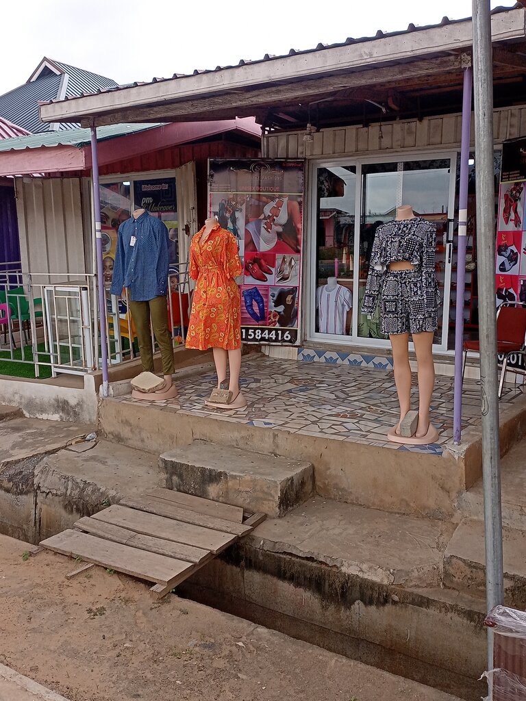 Giyim mağazası Signature fashion, Dünya, foto