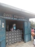 Davel pressing (Brazzaville, Commune de Madibu), kuru temizlemeciler  Brazzaville'den