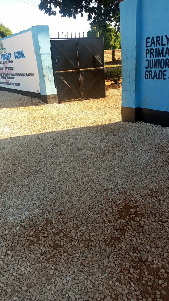 Ortaokul Regiment Basic School, Lusaka, foto
