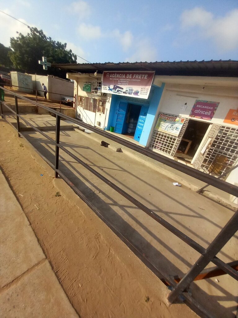Eczaneler Farmácia Salomão, Loanda, foto
