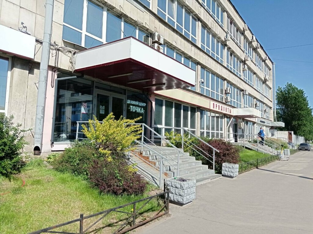 Otomobil servisi BigWGarage, Saint‑Petersburg, foto