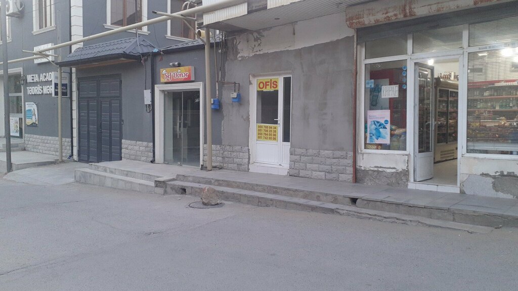 Emlak ofisi Ofis, Bakü, foto