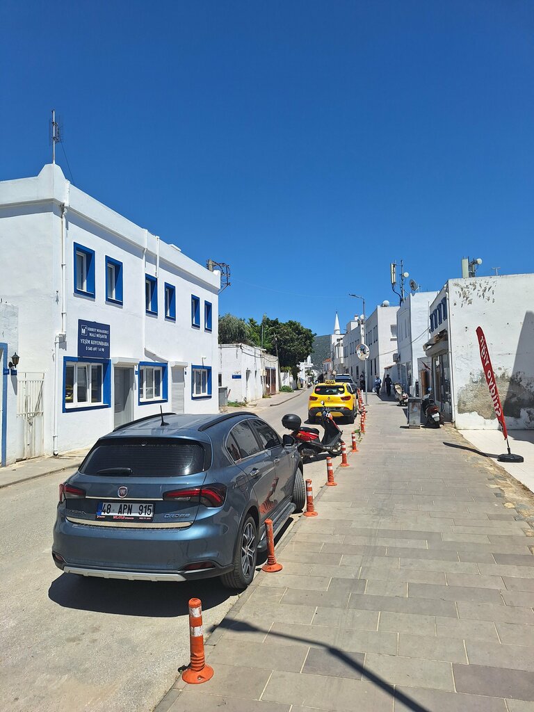 Kürk ve deri giyim mağazaları Bodrum Leather Center, Bodrum, foto