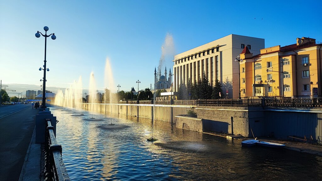 Çeşme Fountain, Kazan, foto