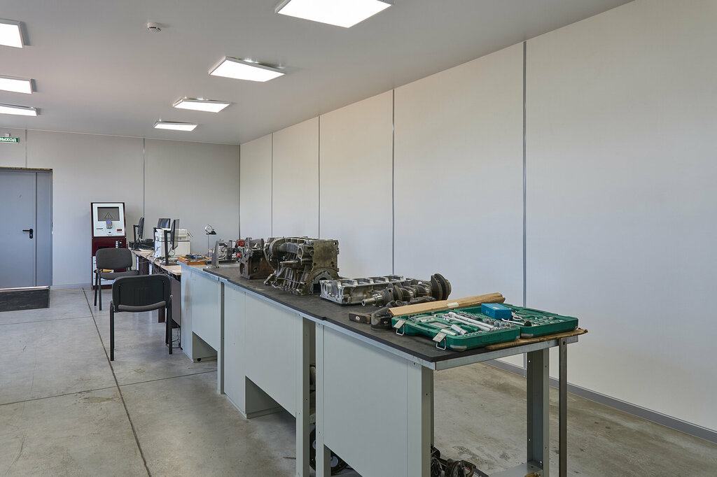 Motor tamiri YarMehanika, Yaroslavl, foto