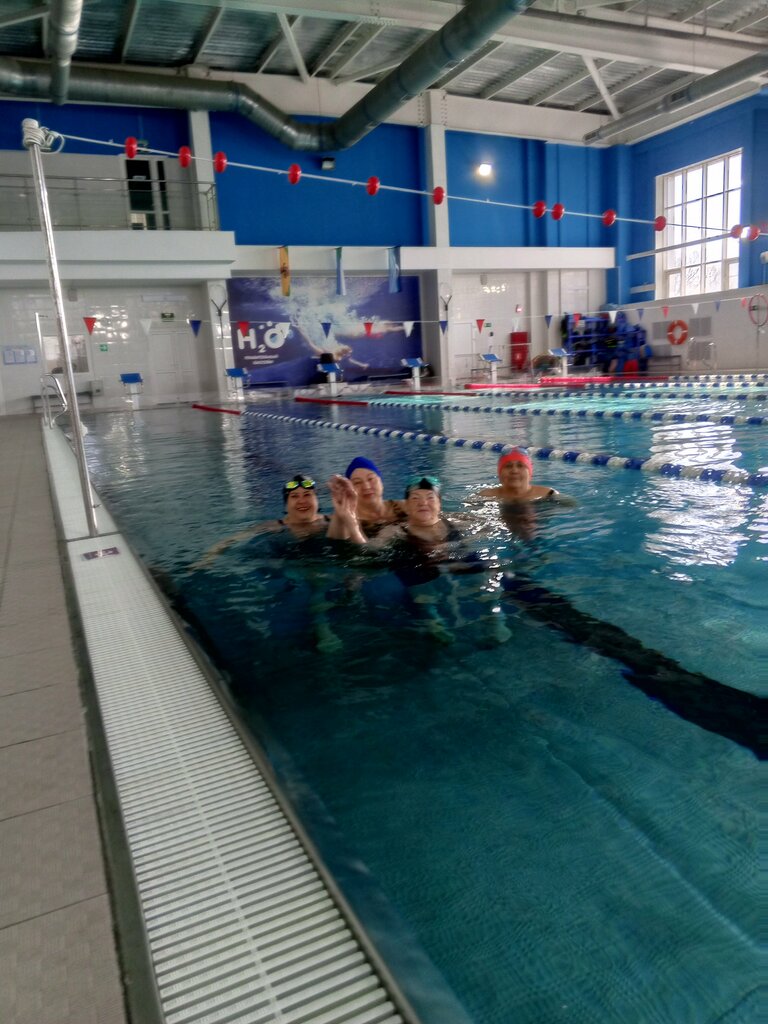 Çok amaçlı spor tesisleri Плавательный Бассейн П. Чегдомын, Habarovski krayı, foto