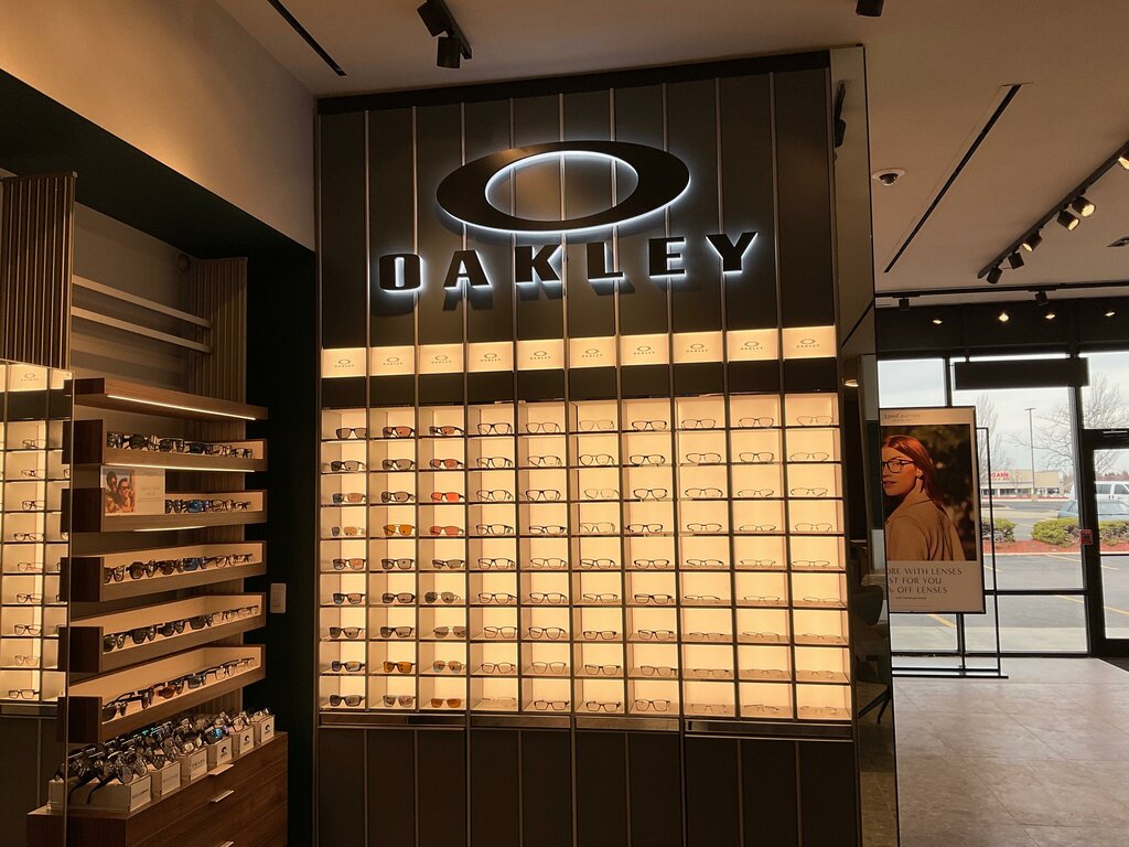 Giyim mağazası LensCrafters, Rockford, foto