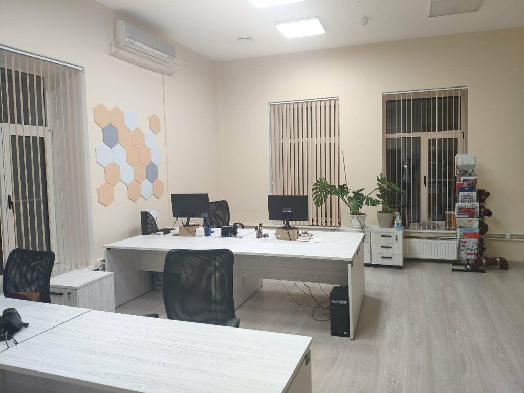 Boru tesisatı ve aksesuarları Inrusstrade, Moskova, foto