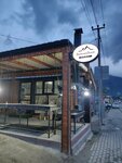 Кафе (Lenina Street No:33Б, Arkhyz Village), kafe  Karaçay‑Çerkez Cumhuriyeti'nden