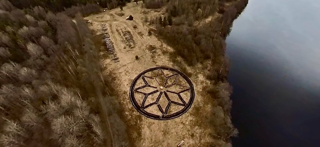 Turistik yerler Геоглиф - Алатырь, Saint‑Petersburg ve Leningradskaya oblastı, foto