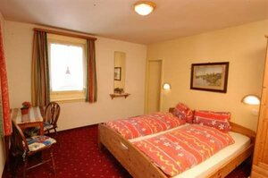 Hotel Arlas Restaurant (Via Vers Mulins 16,7513 Silvaplana,), otel  Graubunden'den