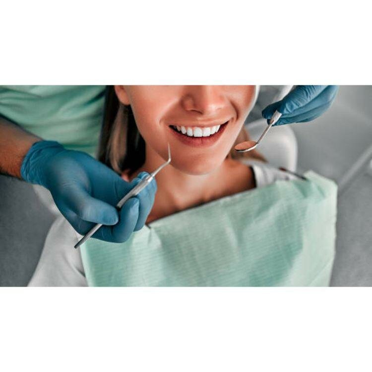Özel ağız ve diş sağlığı klinikleri ve muayenehaneleri Clínica Dental Home Dental, Kito, foto