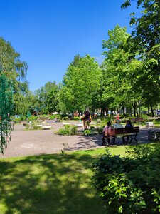Парк культуры и отдыха (Leningrad Region, Kirovsk, Park kultury i otdykha), kültür ve eğlence parkları  Kirovsk'tan