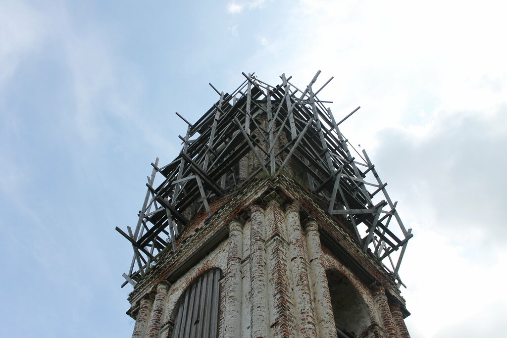 Ortodoks kiliseleri Church of the Elevation of the Life-creating Cross, İvanovskaya oblastı, foto