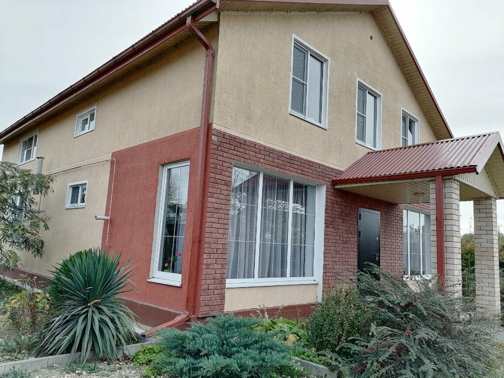 Resort oteller, tesisler Pirakantum, Temriuk, foto