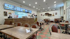 Чебурек Блин Пончик (Moskovskaya Street No:18, dachny posyolok Snegiri), kafe  Moskova ve Moskovskaya oblastından