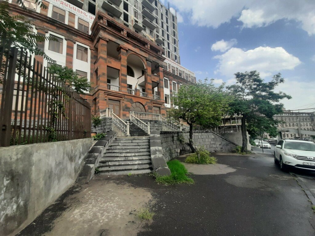 Lise Russian lyceum in Armenia, Erivan, foto