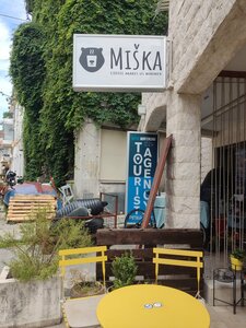 Mishka (Vasa Ćukovića No:14), kafe  Herceg Novi'den