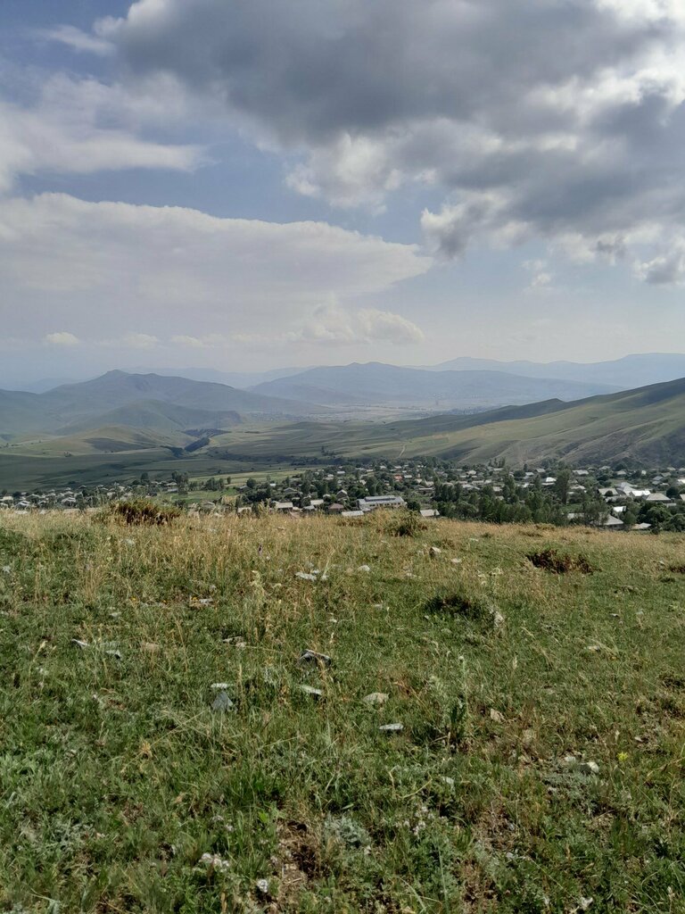 Dağ zirvesi Surb Sargis, Aştarak, foto