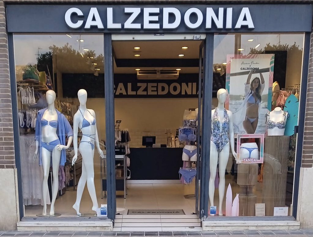 Giyim mağazası Calzedonia, Valensiya, foto