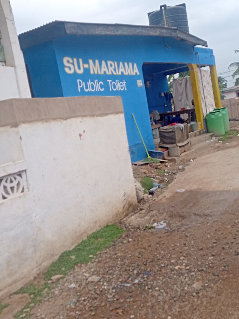 Tuvalet Su-Mariama public toilet, Akra, foto