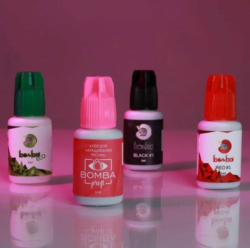 Kaş ve kirpik salonu Bomba lash, Vladivostok, foto