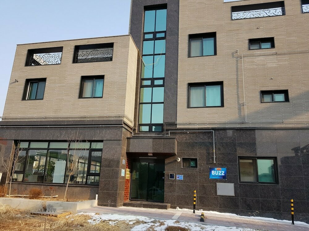 Otel Buzz Guest House - Hostel, Incheon, foto