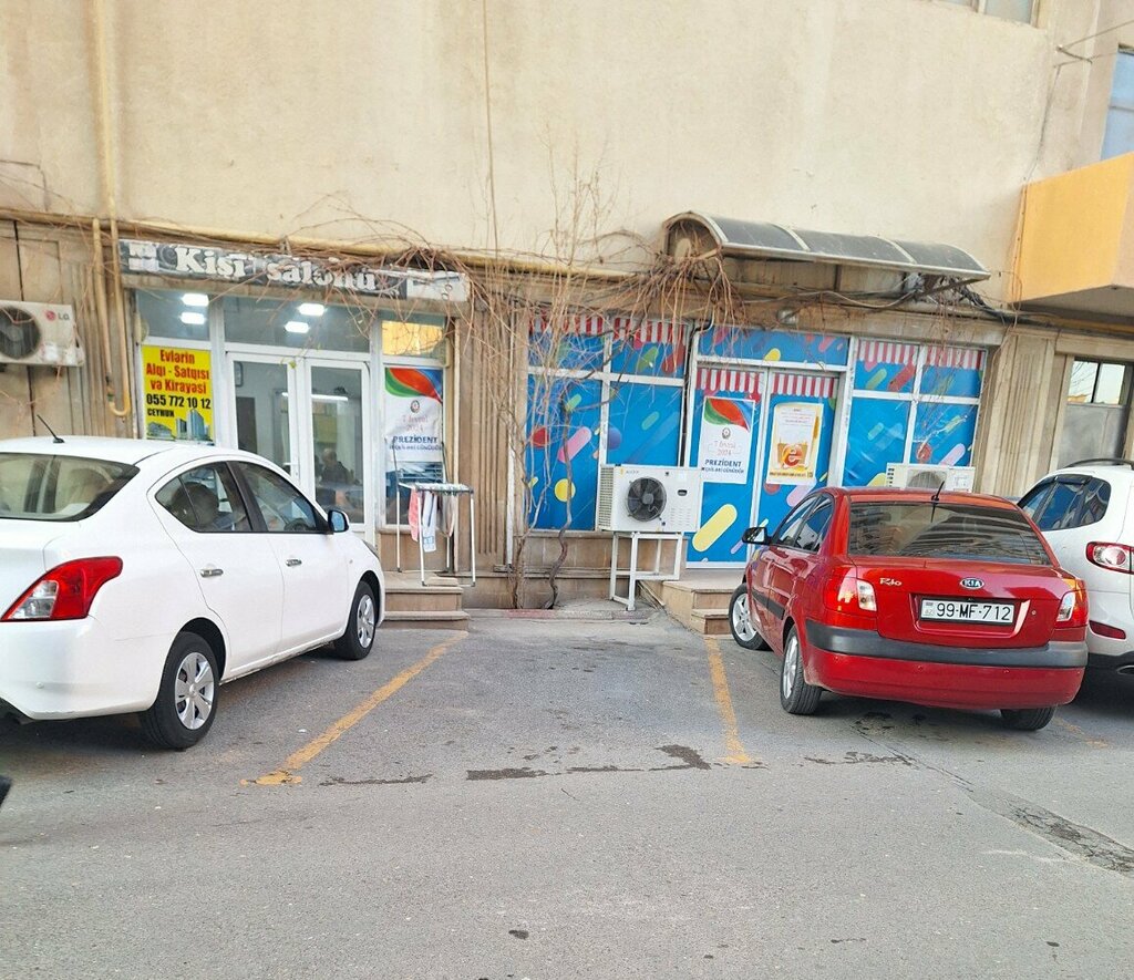 Berberler Kişi Salonu, Bakü, foto