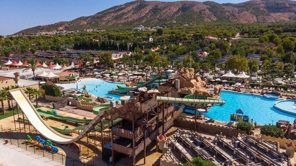 Otel Magic Robin Hood Waterpark Lodge Resort, Valensiya, foto
