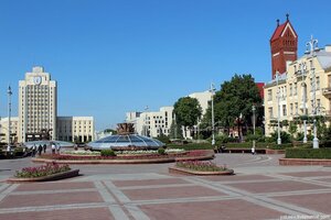 StudioMinsk SPA Apartments in Centre (Niezaliezhnasci Avenue No:23), otel  Minsk'ten