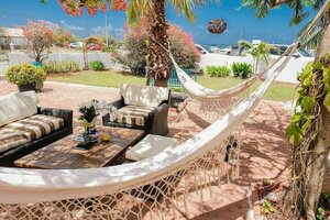 Ocean Front Property - Villa 2 Aruba (Savaneta), otel  Dünya'dan
