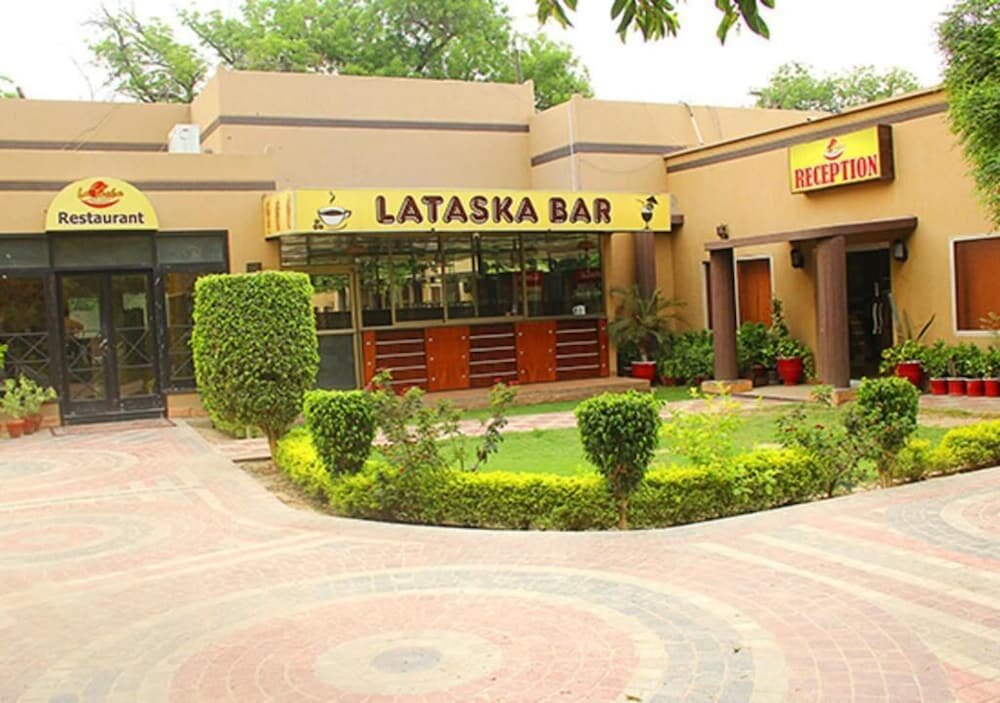 Otel La-Taska Motel, Bahavalpur, foto