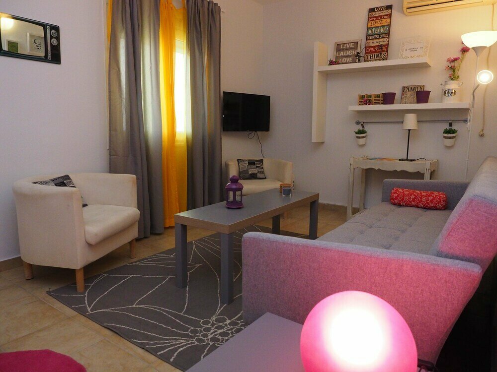 Otel Psirri Artistic Rooftop Apartment with Acropolis View, Atina, foto