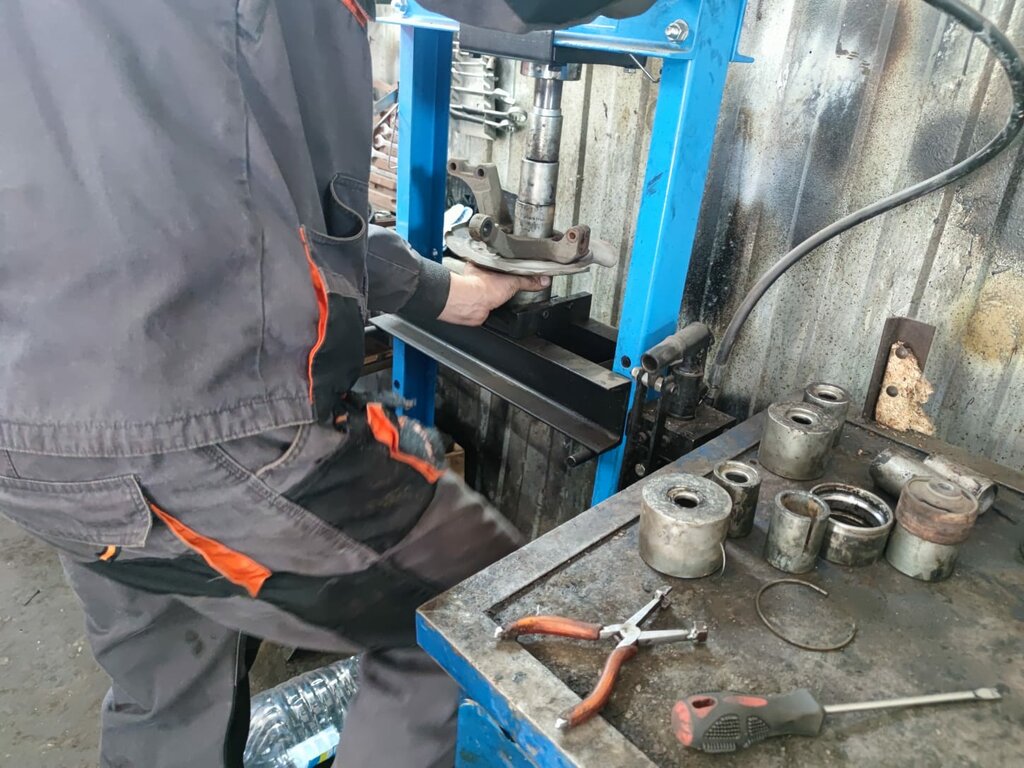 Otomobil servisi Ultra, Omsk, foto